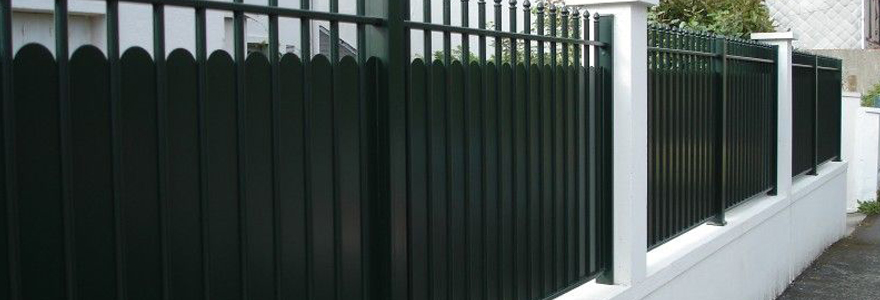 Les raisons de choisir l'acier pour ses clôtures